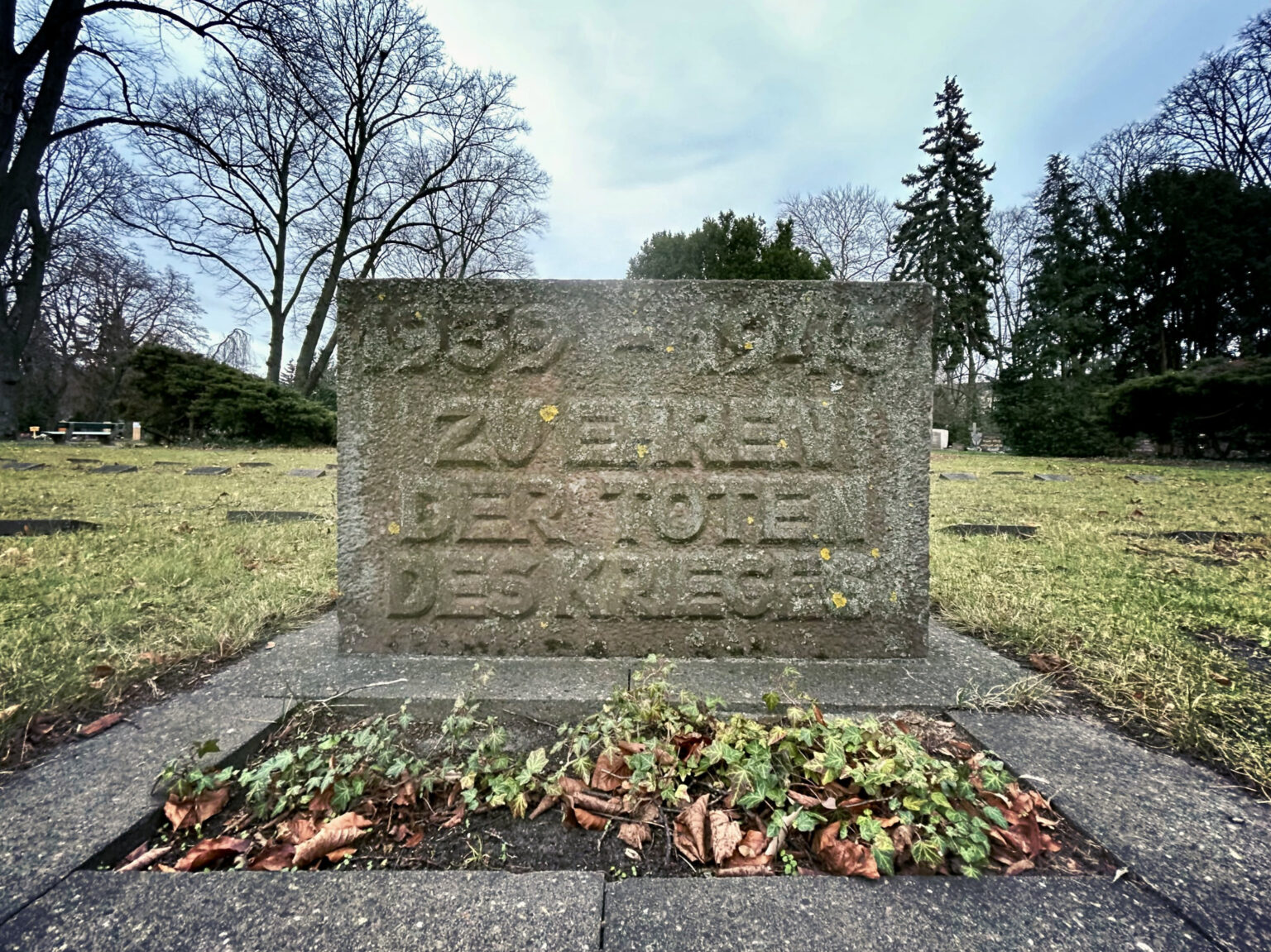 Graves of German Soldiers and Other Victims of World War II – The ...